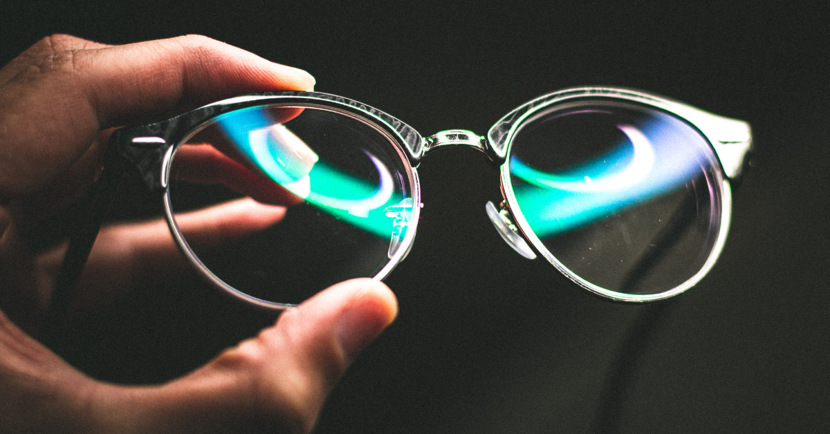 Blue Light and Your Eyes | Kalamazoo Ophthalmology | Portage ...